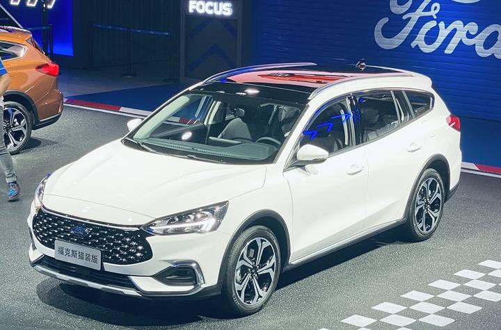 广州车展｜旅行车阵营又一劲敌 福克斯猎装版劲爆来袭 - 知乎