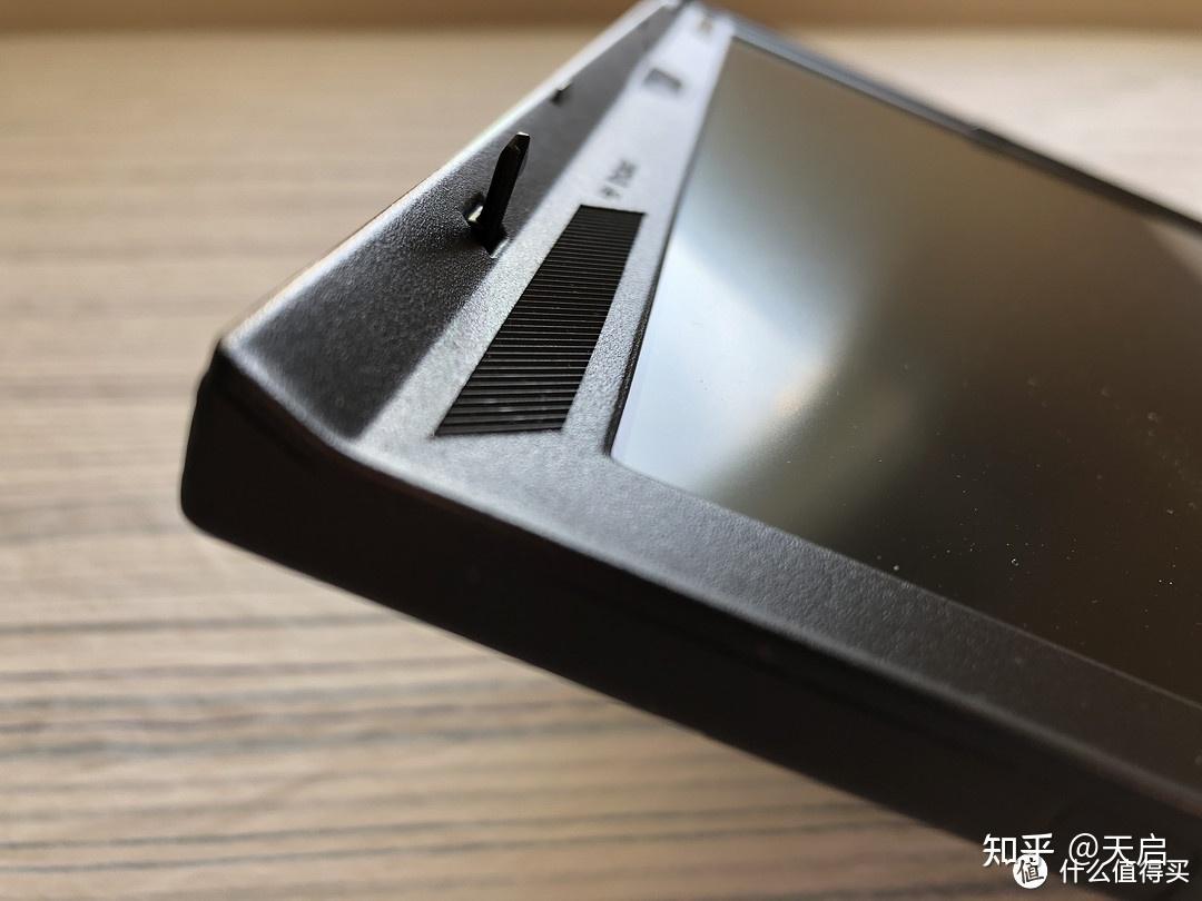 ThinkPad 2023 年新款的凸刘海是不是可以让 ThinkLight 复活了？ - 知乎