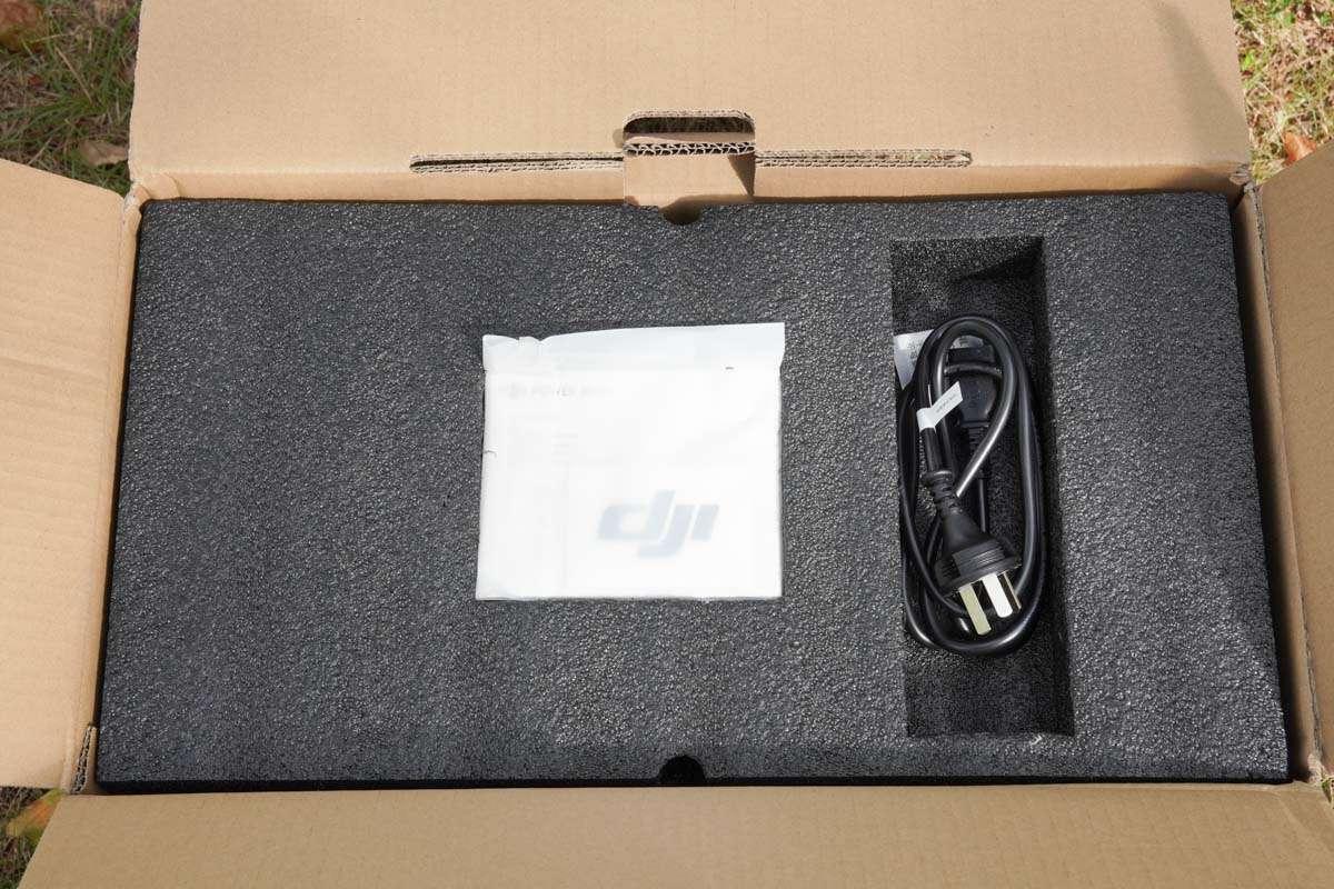 电力无忧，户外更自由，大疆户外电源 DJI POWER 1000 搭配 2 度电加电包评测 - 知乎