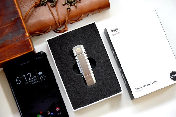 容量高达1TB！aigo U393双口固态U盘拓展手机内存，从此告别购买云存储 - 知乎