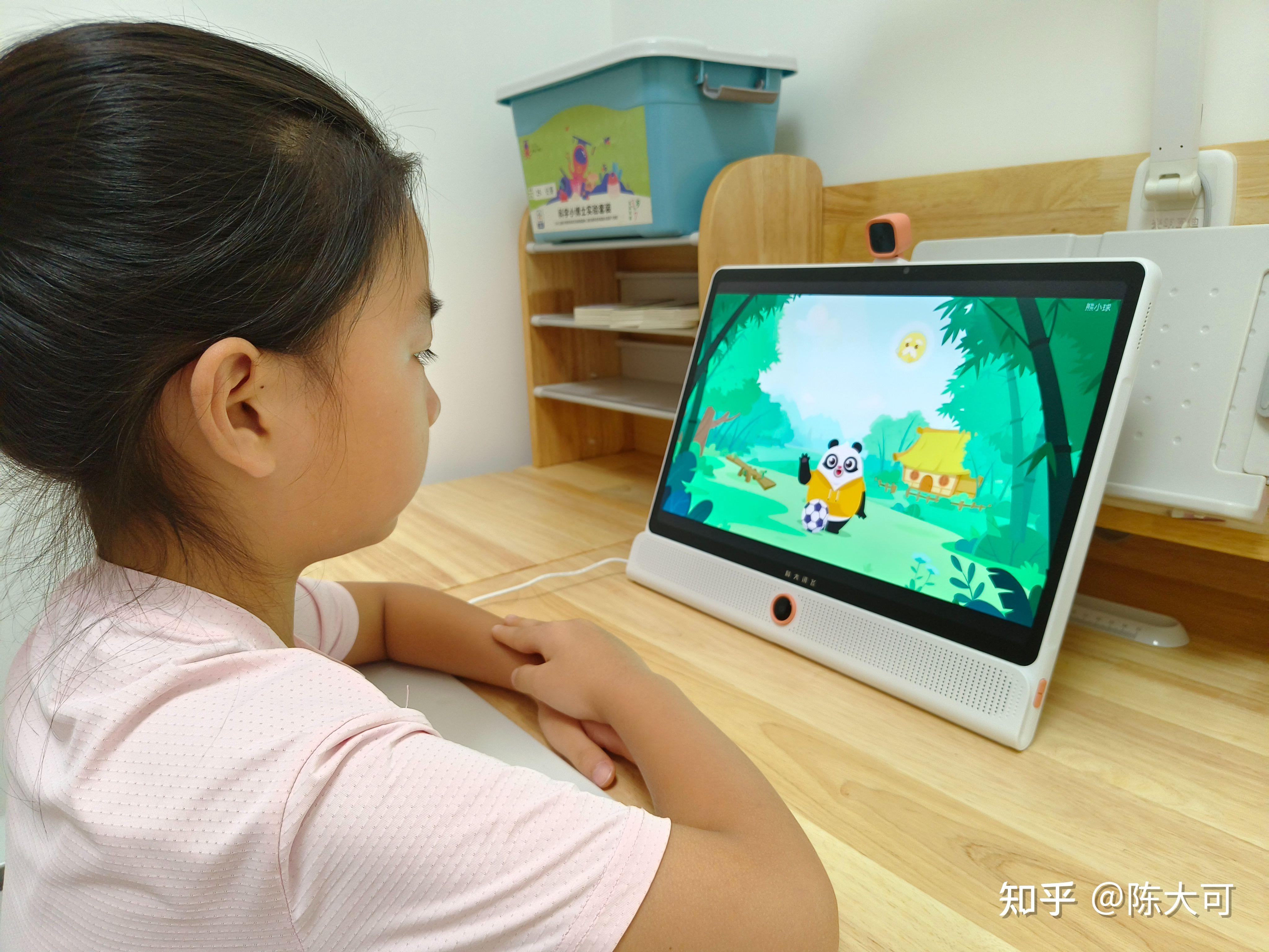 科大讯飞 AI 学习机首款 17 英寸立式大屏 LUMIE 10，如何用 AI 发现孩子的闪光点？ - 知乎
