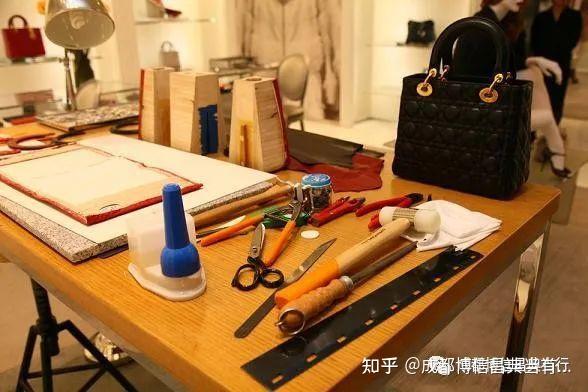 成都二手奢侈品回收-【干货】揭秘顶级奢侈品包袋制作过程的工匠标准 - 知乎