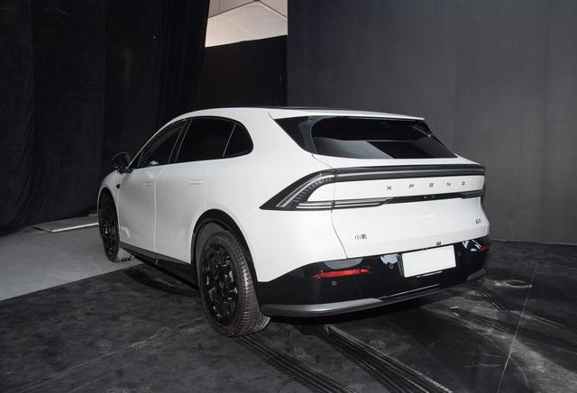 19.58万起，小鹏G7正式上市！续航702km，3颗芯片算力2250TOPS - 知乎