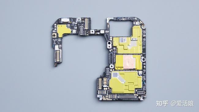 华为Pura 70 Pro+拆解：次顶配也照样能扛能打 - 知乎