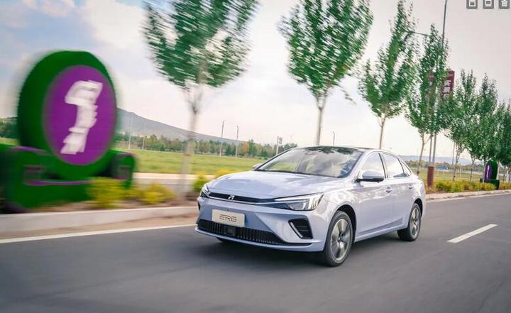 上汽R ER6长测：一款20万级你无法绕开的纯电轿车 - 知乎