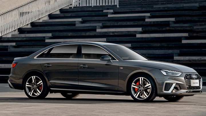 新奥迪A4L：加选配性价比很高，RS套件真能无脑买？ - 知乎