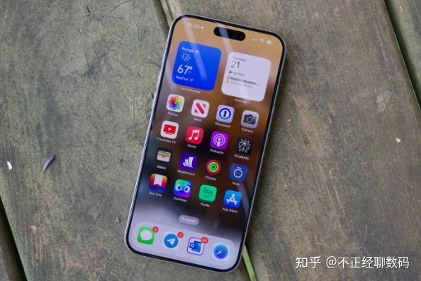 这是 iPhone 无贴膜，一年后的样子 - 知乎