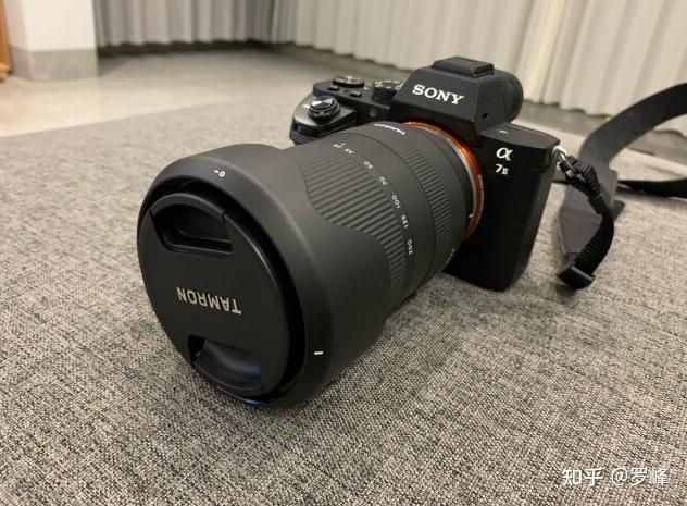 索尼a7m3搭配24-105便携度如何？