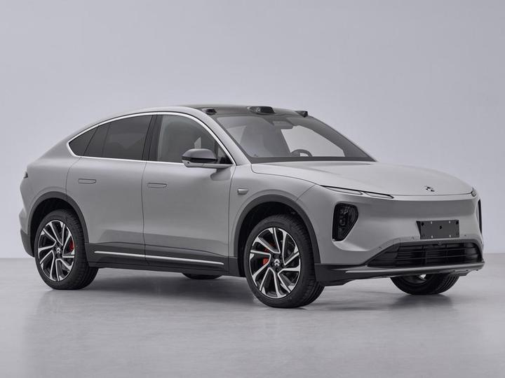 不再是ES6轿跑版？蔚来全新SUV曝光 搭载三激光雷达！ - 知乎