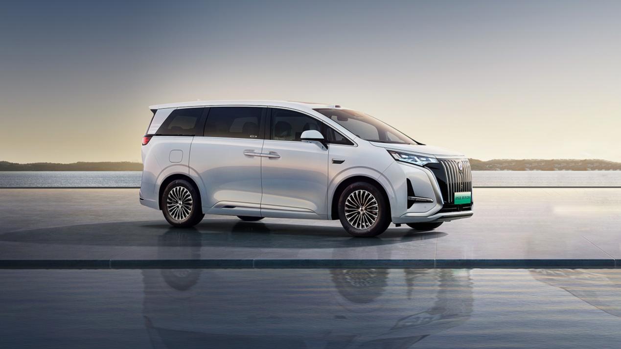 谁才是高端MPV霸主？别克GL8陆尊PHEV对比腾势D9 - 知乎