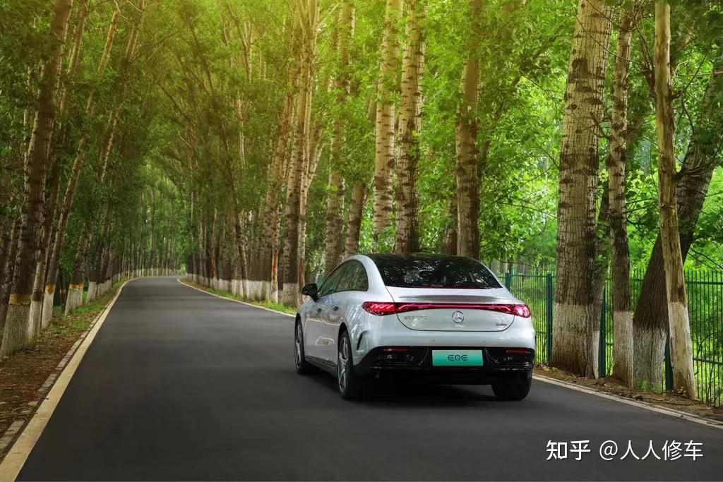 北京奔驰EQE正式上市，无框车门设计，最大续航752km，52.8万起售 - 知乎