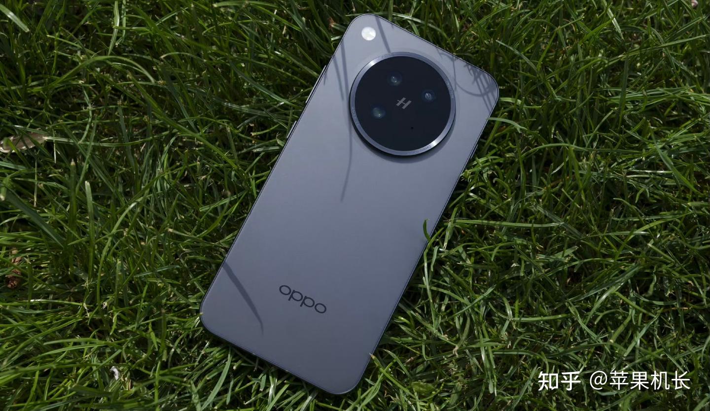 OPPO Find X8s和一加13T都是小屏手机，价格相差800元该怎么选？ - 知乎