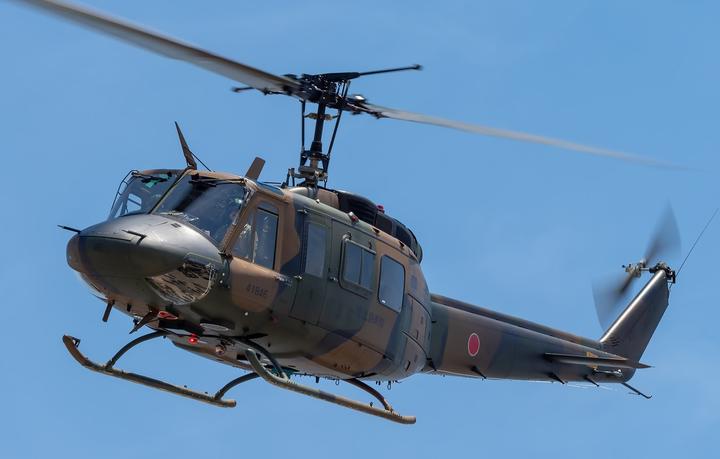 日本自卫队战机图鉴21（UH-1J） - 知乎