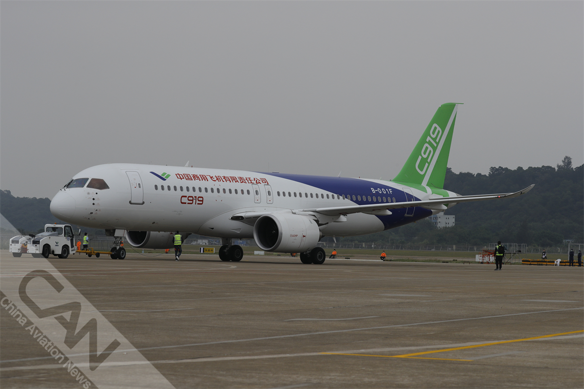 C919 大型客机获颁生产许可证，15 名飞行员获 C919 型别资质，具有怎样的意义？未来前景如何？ - 知乎