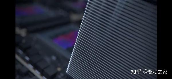 AMD发布Instinct MI250/MI250X加速卡：6nm双芯、560W功耗 - 知乎