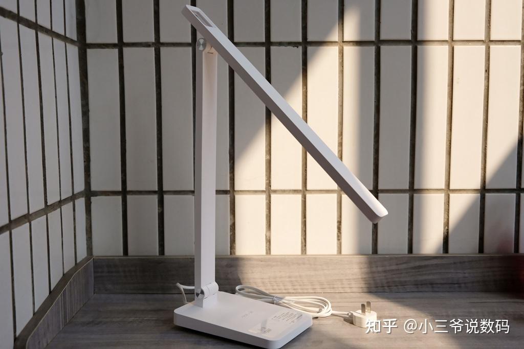 华为智选达伦智能台灯3i：百元好灯，碰一碰开启智慧调光 知乎