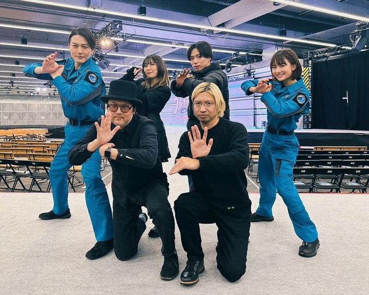 SKaRD和军械库队员同框合影 - 知乎