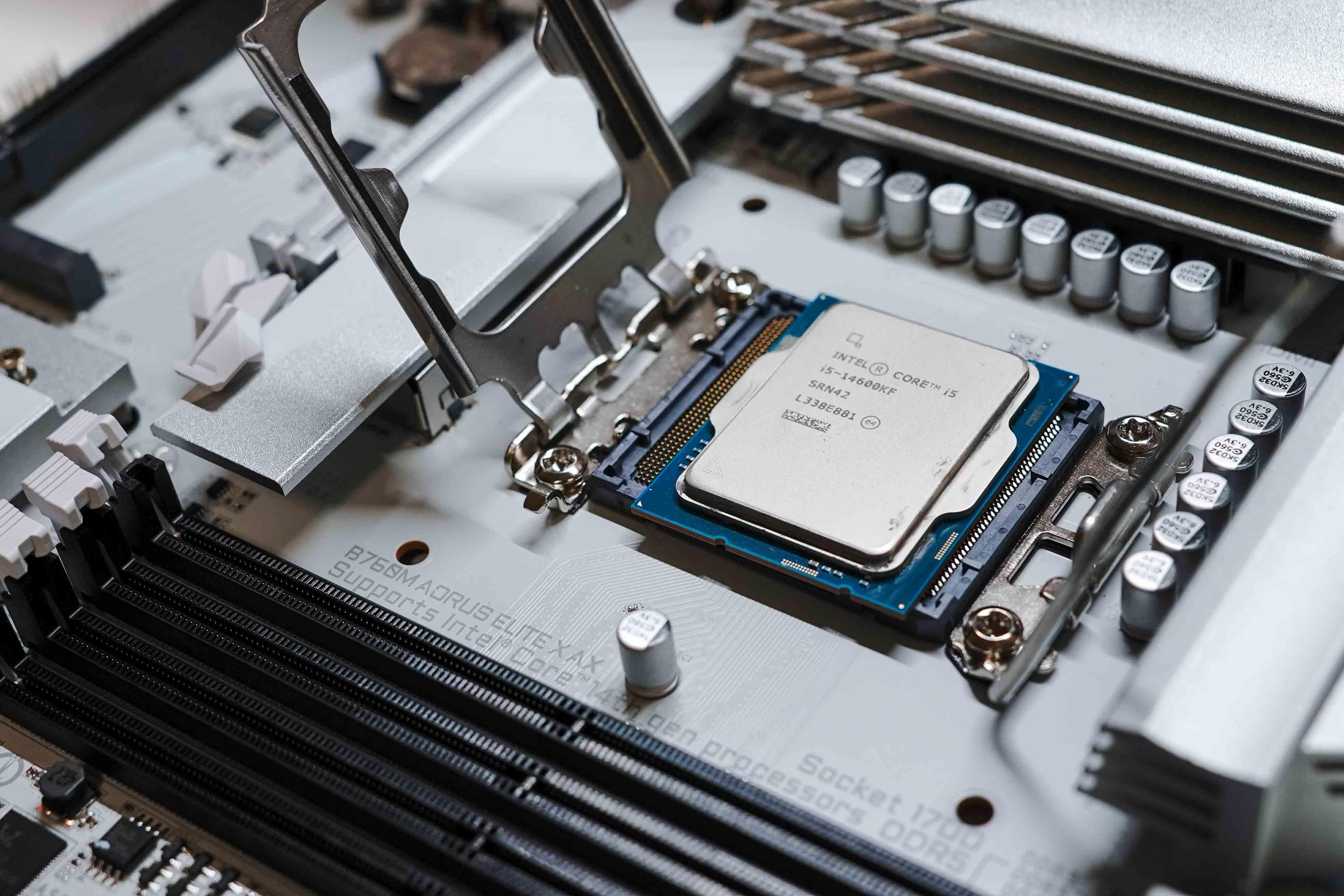 CPU降压运行真的不会加速老化（缩肛）吗？ - 知乎