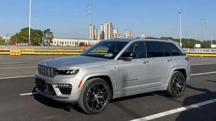 2.0T插混+8AT+四驱，全新Jeep大切诺基插混靠情怀买单？ - 知乎