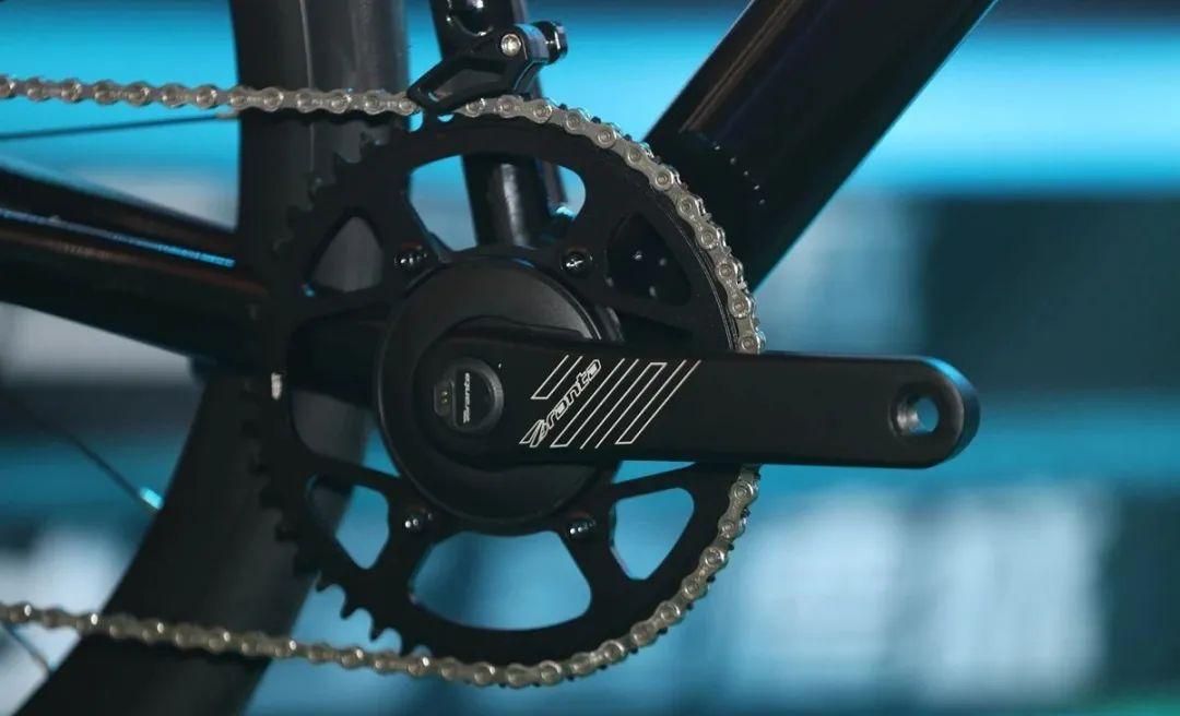 如何评价喜德盛发布的 2025 款搭载功率计的 AD350 公路车？对于日常骑行训练的帮助有多少？ - 知乎