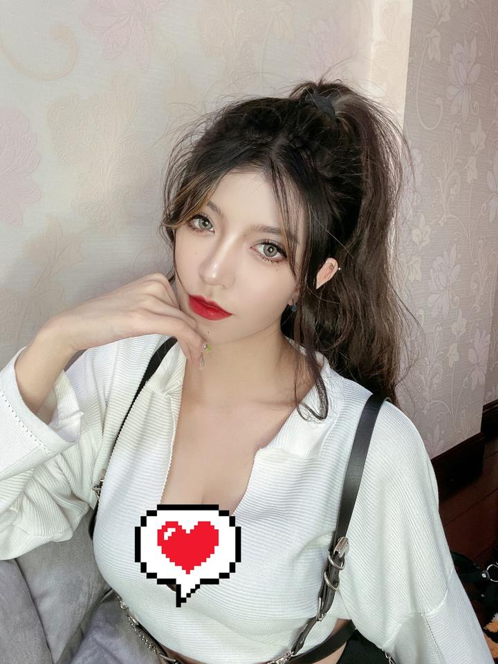 kettoe写真合集cos图片:白毛衣 - 知乎