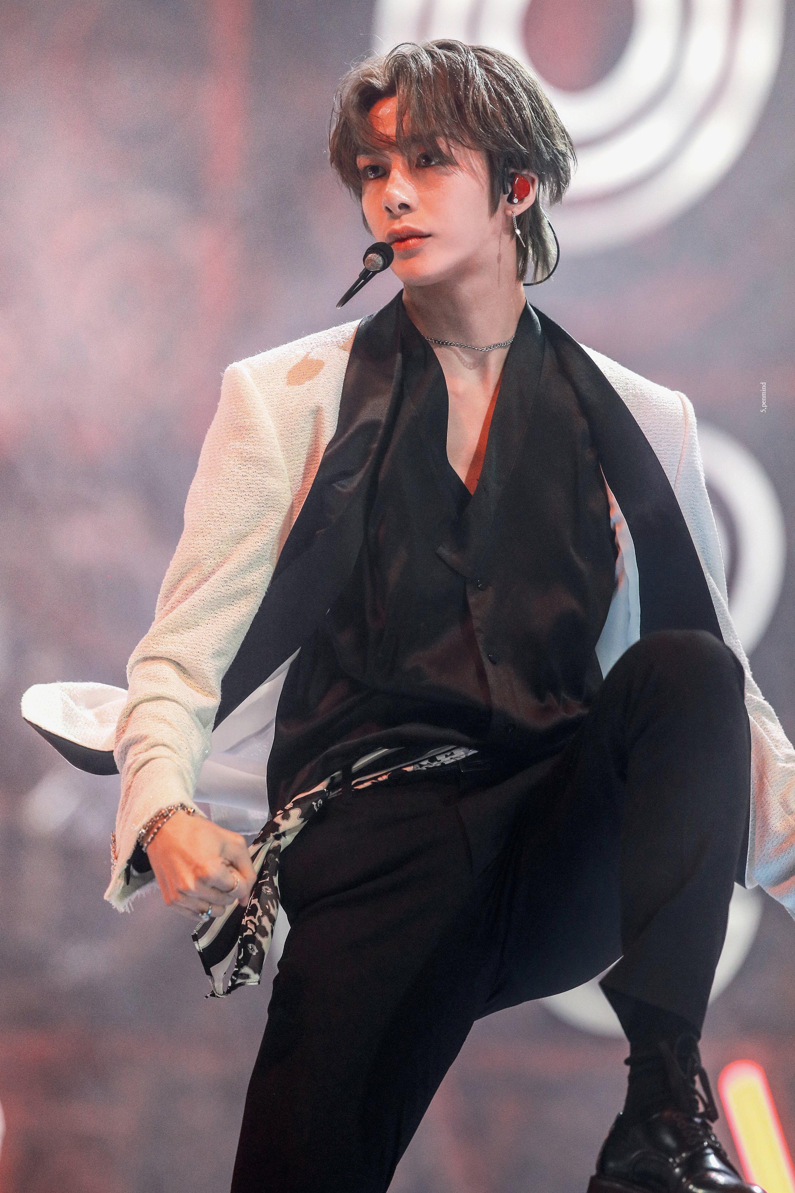 如何评价韩国组合MONSTA X及其成员？ - 知乎