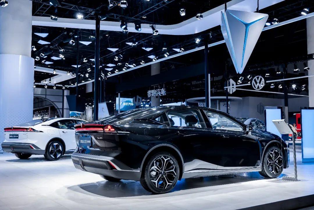 2023成都车展 深蓝SL03焕新而来 14.59万起 - 知乎