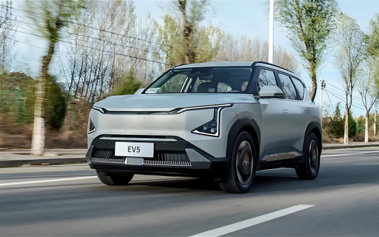 起亚终于降价了！14.98万的EV5现仅售9.98万起，续航530km - 知乎