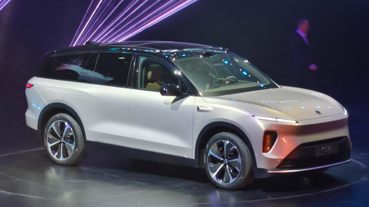 全新蔚来ES8：起售价涨3.2万但更值了，50万以上无对手？ - 知乎