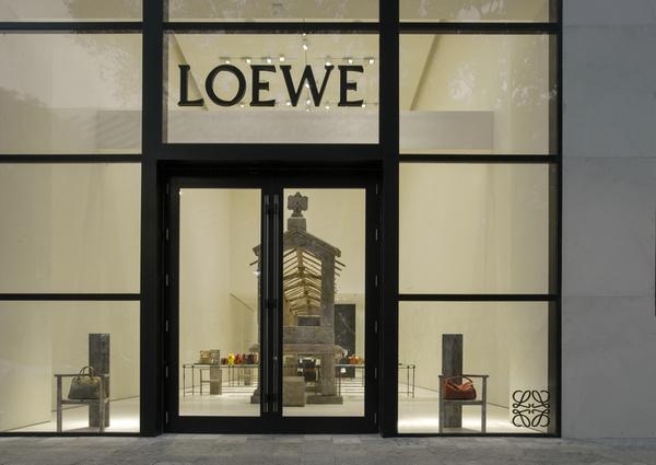 三分钟带你了解——Loewe罗意威 - 知乎