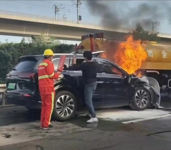 问界M7追尾起火争论不休，AEB供应商是谁重要吗？ - 知乎