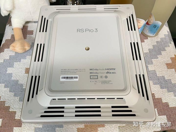 拍案叫绝！极米RS pro 3 投影上市，超级混光与三色激光谁更优？ - 知乎