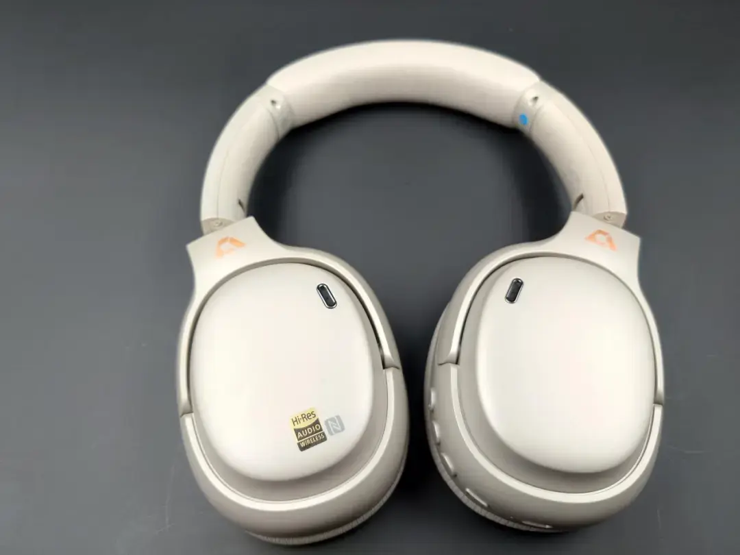 没有花哨的噱头，只有实在的性能：一魔声学（1Mii）E700头戴式降噪耳机开箱评测 - 知乎