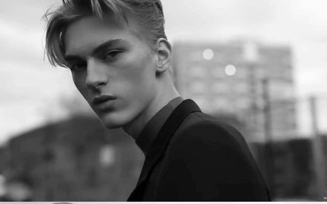 有哪些颜值很高的欧美男模？ - 知乎