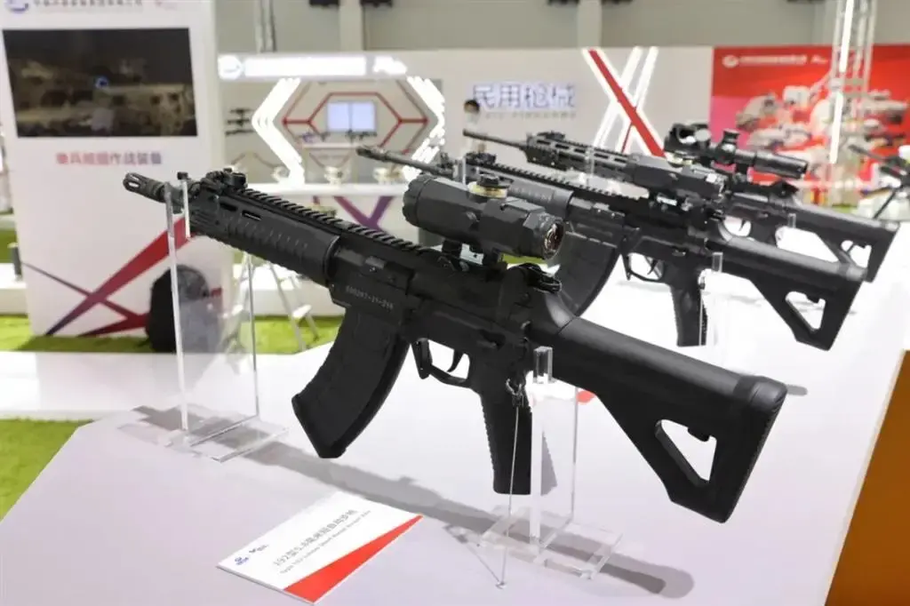 新疆军区全装荒漠星空迷彩部队砺剑高原：已列装 QBU203 型「高精狙」 - 知乎