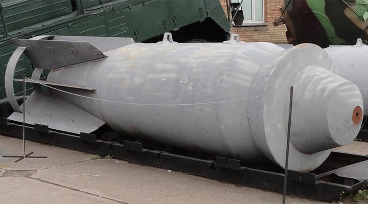 苏联威力最大的非核炸弹，FAB-9000 M-54航弹 - 知乎