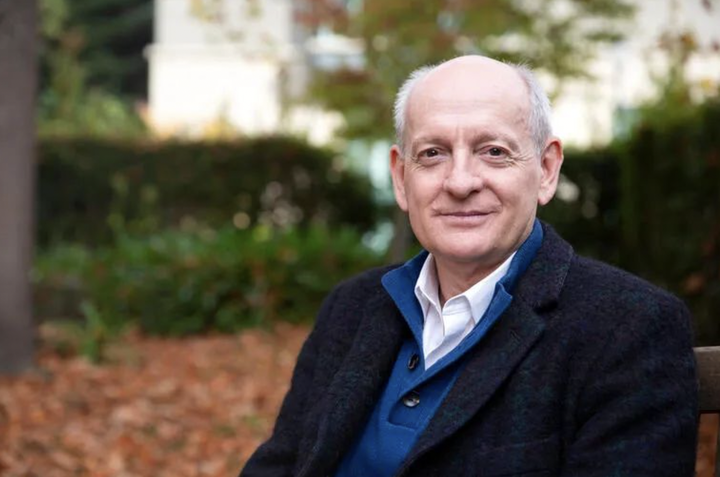 Stuart Russell专访：关于ChatGPT，更多数据和更多算力不能带来真正的智能 - 知乎