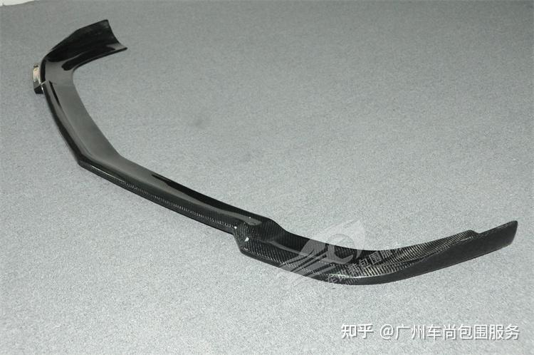 奔驰CLS W218改装BRABUS碳纤维前唇 - 知乎
