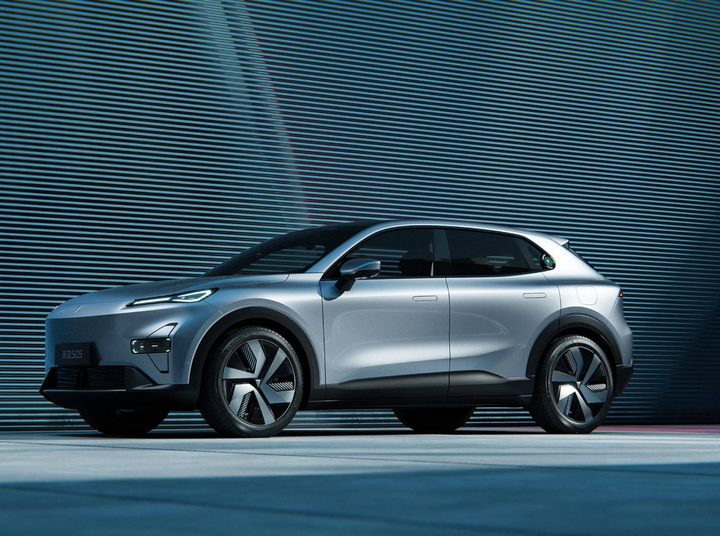 深蓝S05“单挑”吉利银河E5，谁才是更适合年轻人的智能SUV？ - 知乎