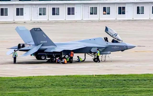 国产J-35一波三折，终迎来辉煌！ - 知乎