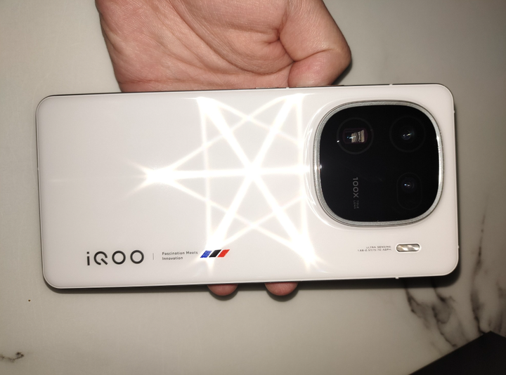 vivoiQOO 12（iqoo12）怎么样？体验两天优缺点评测 - 知乎