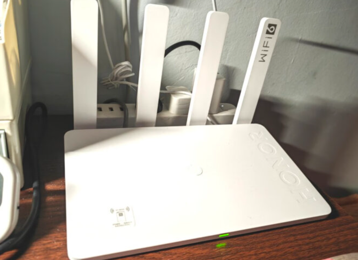 荣耀4 Pro（荣耀4pro路由器）怎么样？使用4周后优缺点评测 - 知乎