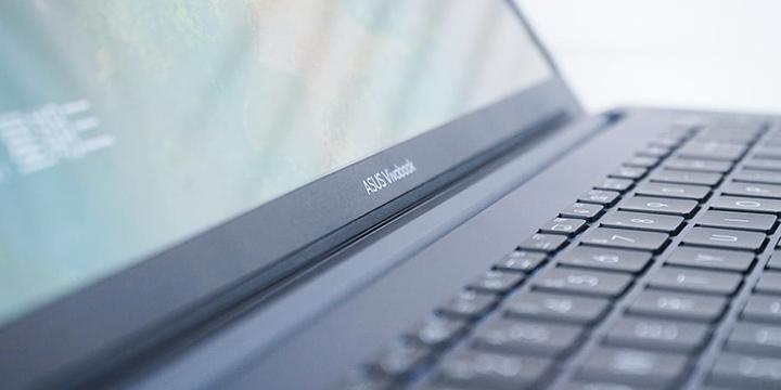 华硕无畏Pro15锐龙版评测:10.7亿色OLED屏 硬核配置巨能打 - 知乎