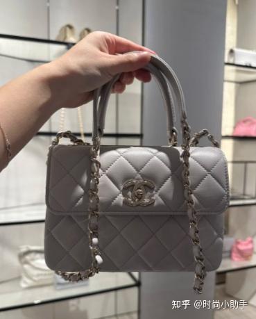 Chanel 25p mini handle粉紫色太可爱了 - 知乎