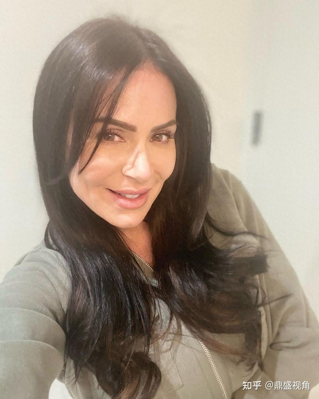 肯德拉·鲁斯特 (Kendra Lust)以其独特的风格而闻名业界（多图） - 知乎