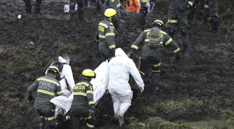 MU5735黑匣子：132条生命还在等说法！ - 知乎