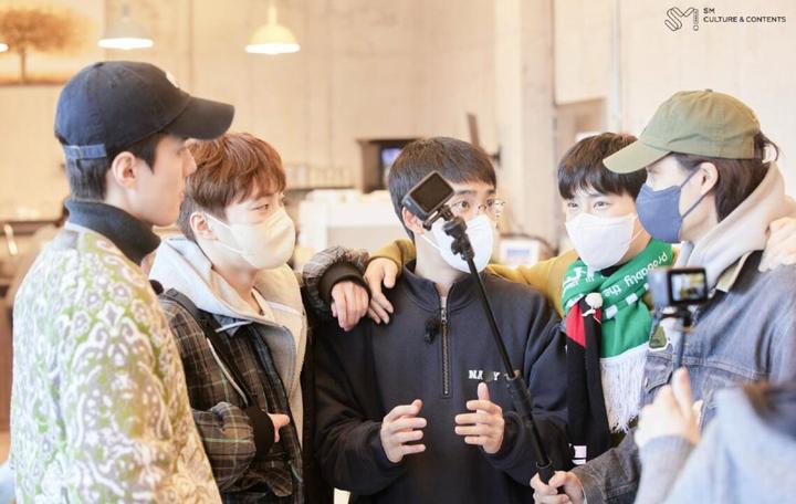 王者归来！EXO旅行综艺将登陆CGV影院，27日首映 - 知乎