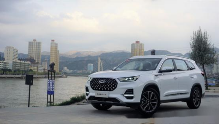 10多万买中型SUV，瑞虎8PLUS和吉利豪越，谁更值得入手？ - 知乎