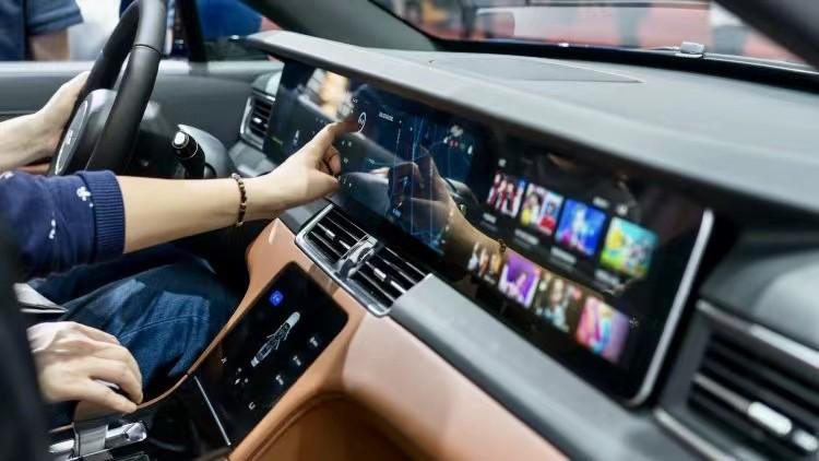 理想L9是500万内最强，GL8是第二强？双8155的噱头大于实际 - 知乎