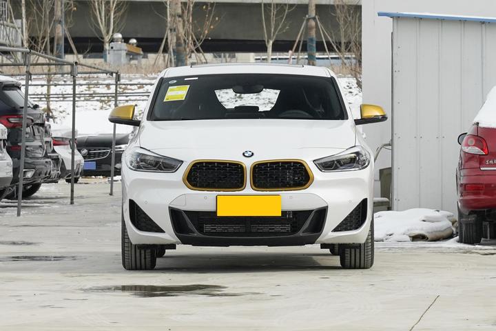 “直降”12万元，宝马X2搭载2.0T动力+2670mm轴距，值得入手？ - 知乎